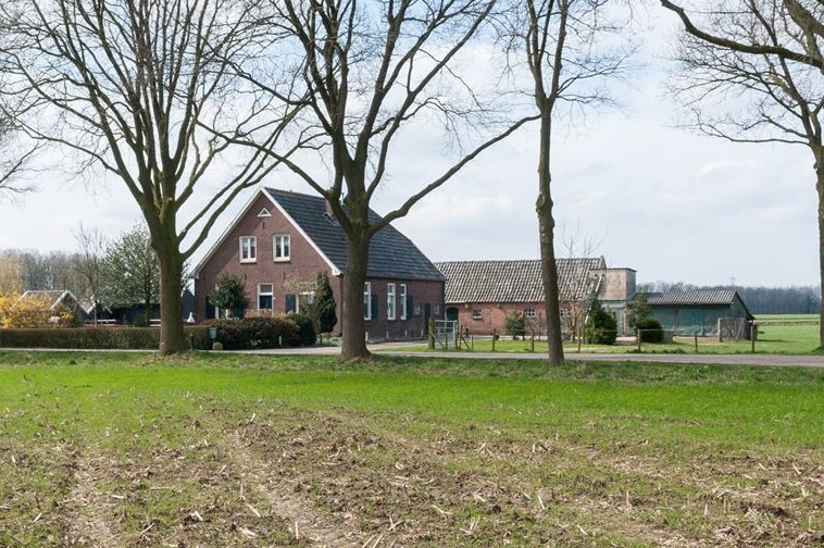 Speaking borders - Wie zijn wij